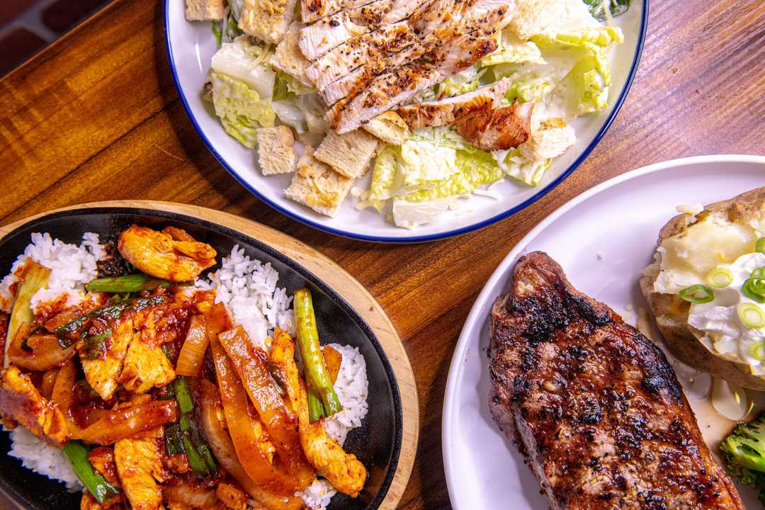 Home | Honey's Bar and Grill